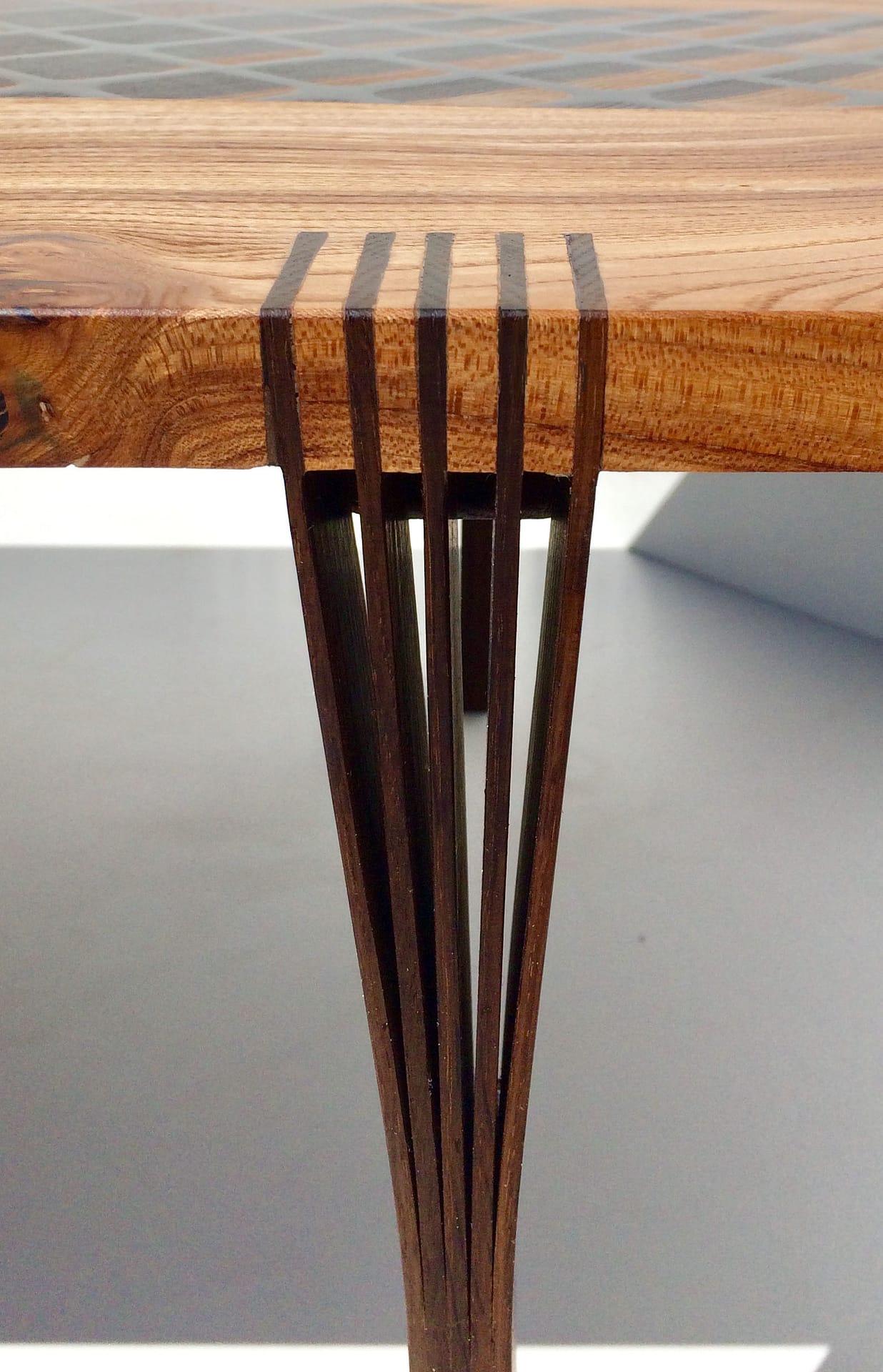 Table basse "Same same but different" — table basse rivière